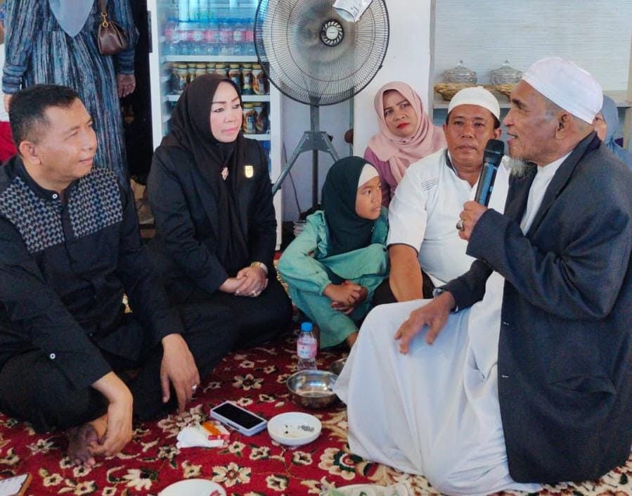 Syukuran Pelantikan Anggota DPRD Pekanbaru Lindawati SE: Tausiah Tuan ...