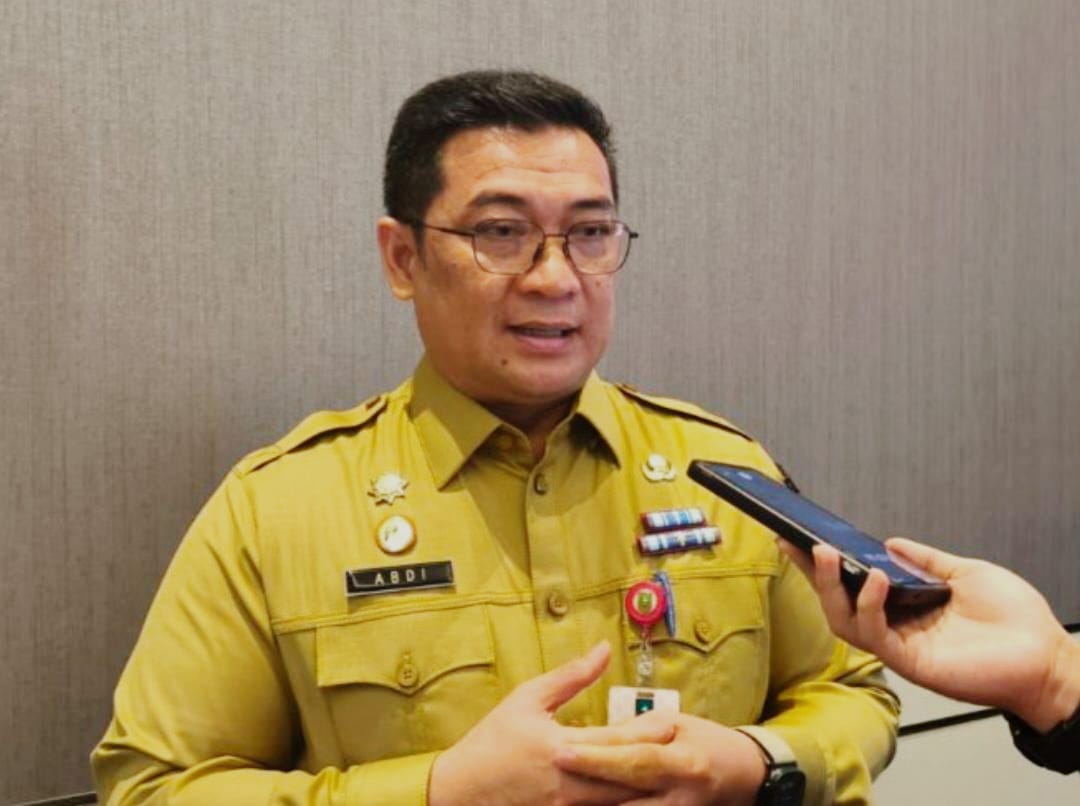 Sekdaprov Syahrial Abdi Jadi Ketua Satgas PHK Riau, Diisi Pejabat ...